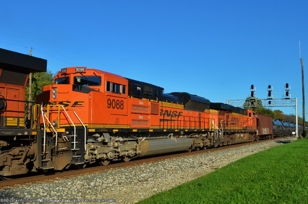 BNSF 9088